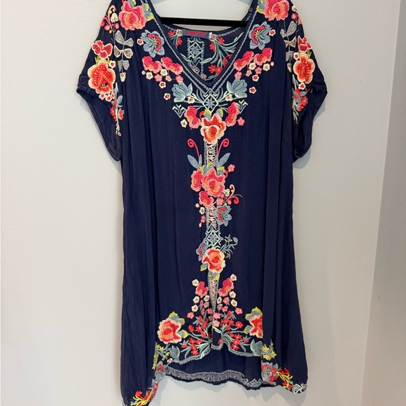 Johnny Was | Tops | Johnny Was Blue Graphic Tunic With Relaxed Fit ...